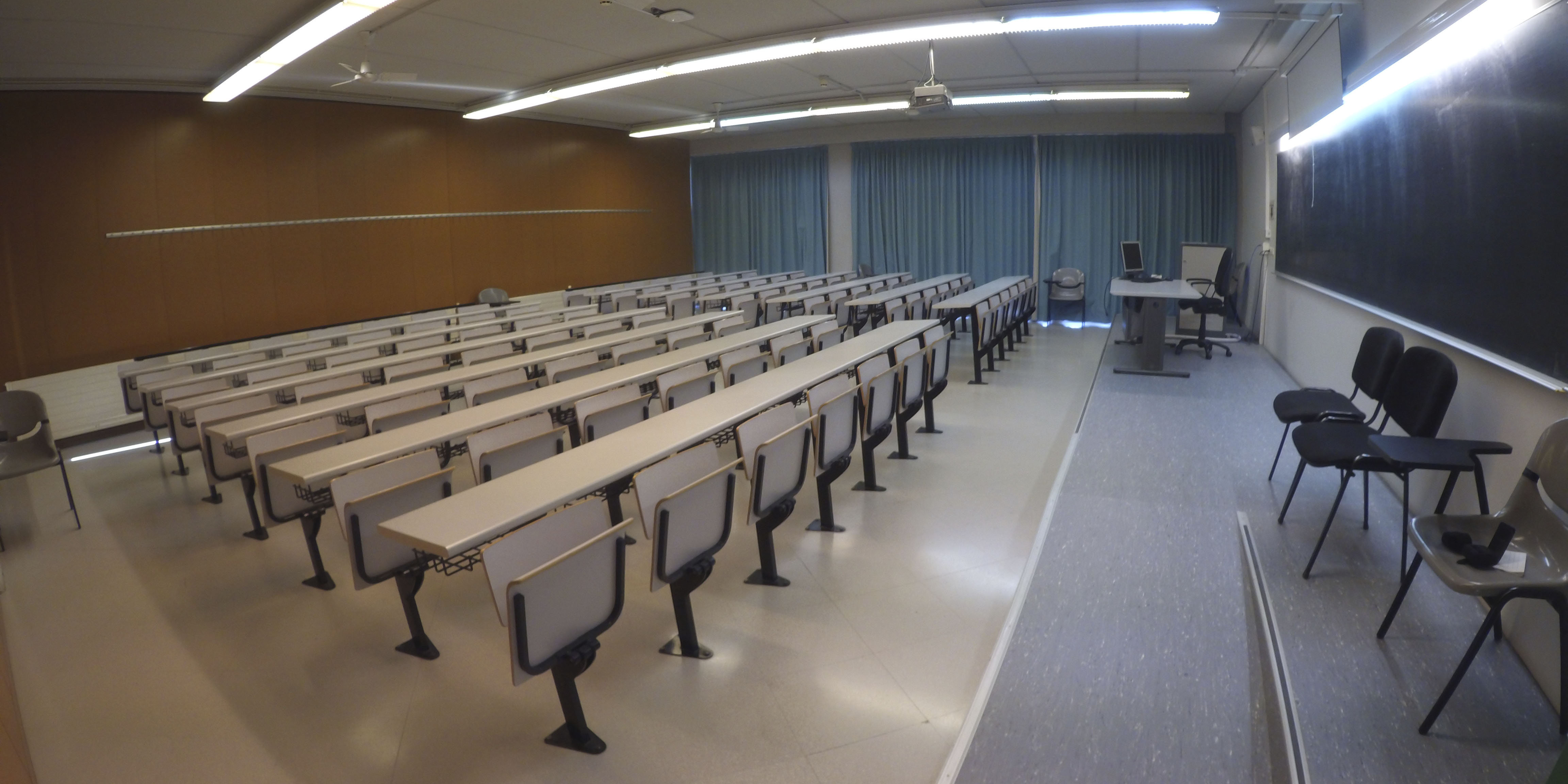 Aula 301 - Campus Catalunya | Universitat Rovira i Virgili